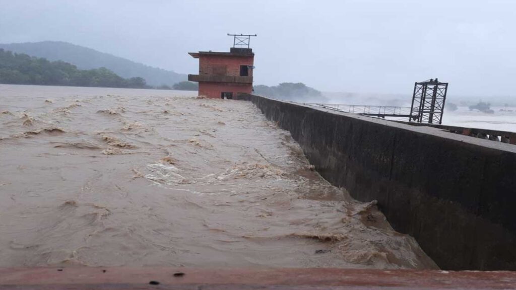 Water Level Reaches Danger Level at Kadem Project | The Pioneer