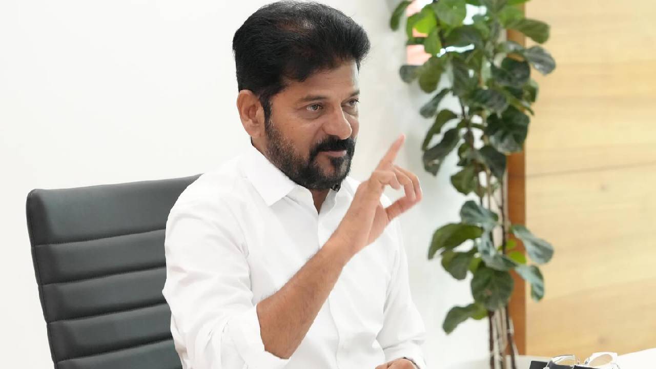 CM donates one month’s salary to National Defence Fund | The Pioneer